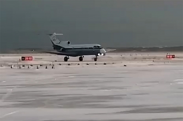 На Камчатке приземлившийся Як-40 выкатился за посадочную полосу - AEX.RU
