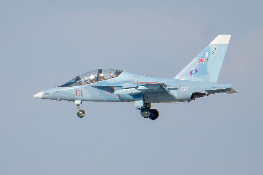 Вьетнам заключил контракт на российские учебно-боевые самолеты Як-130 - AEX.RU